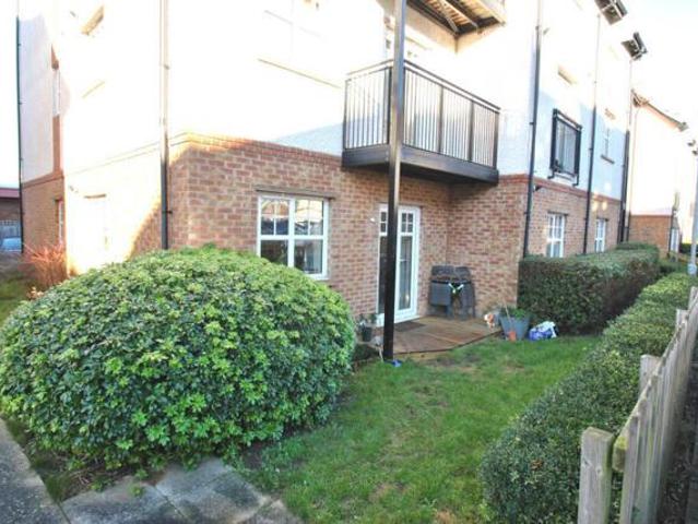 For Sale 2 Bedroom Shared Living/roommate Letchworth Hertfordshire DS99345141