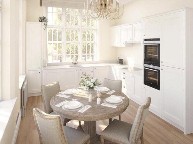 For Sale 2 Bedroom Shared Living/roommate Lichfield Staffordshire DS100456623