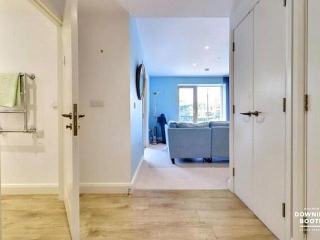 For Sale 2 Bedroom Shared Living/roommate Lichfield Staffordshire DS98377592