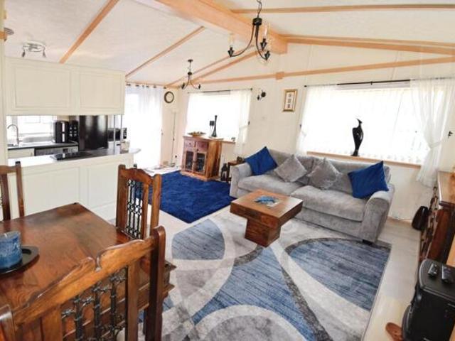 For Sale 2 Bedroom Shared Living/roommate Lincolnshire Lincolnshire DLS99092792