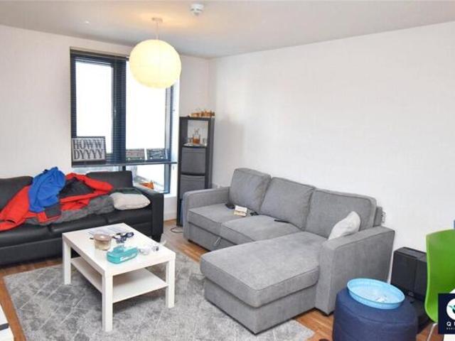 For Sale 2 Bedroom Shared Living/roommate Liverpool Liverpool DS100398351