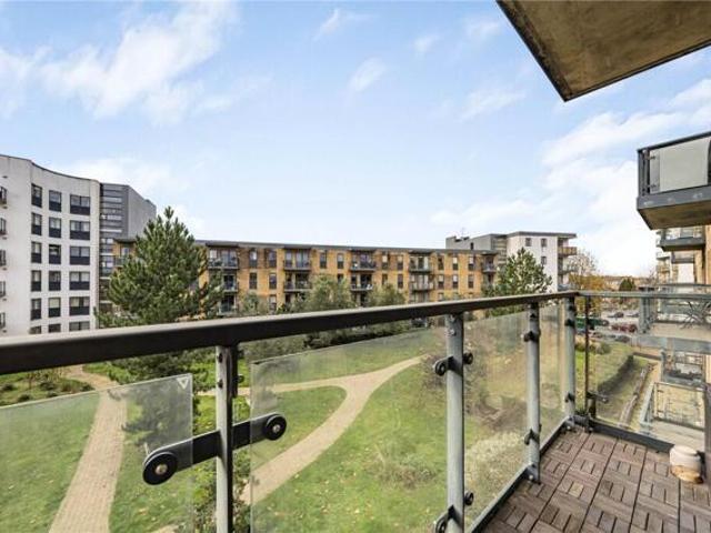 For Sale 2 Bedroom Shared Living/roommate London Greater London DLS98864782