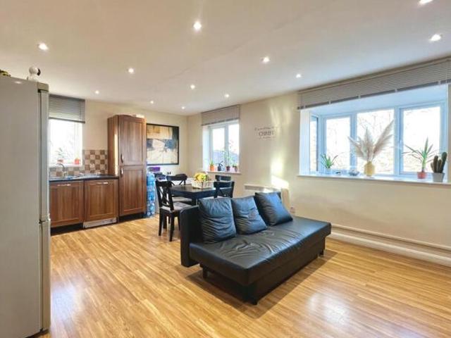For Sale 2 Bedroom Shared Living/roommate London Greater London DLS99290155