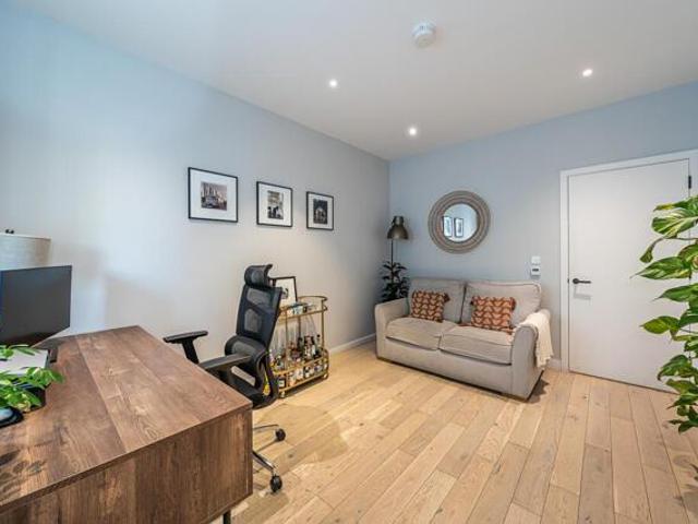 For Sale 2 Bedroom Shared Living/roommate London Greater London DLS99688365