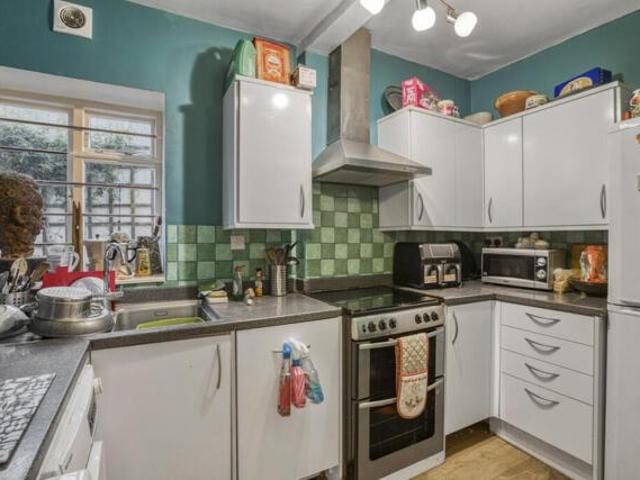 For Sale 2 Bedroom Shared Living/roommate London Greater London DS100648771