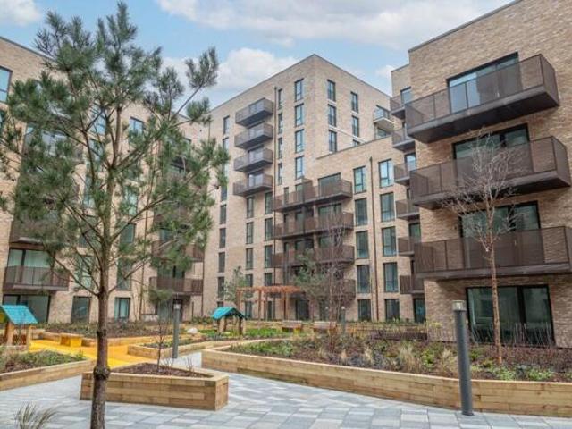 For Sale 2 Bedroom Shared Living/roommate London Greater London DS100733722