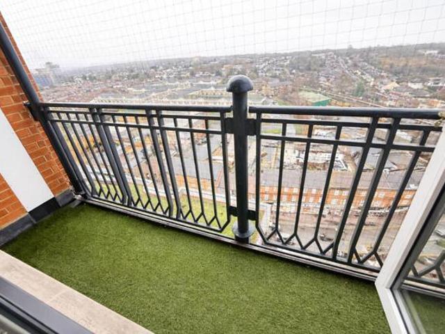 For Sale 2 Bedroom Shared Living/roommate London Greater London DS101352020