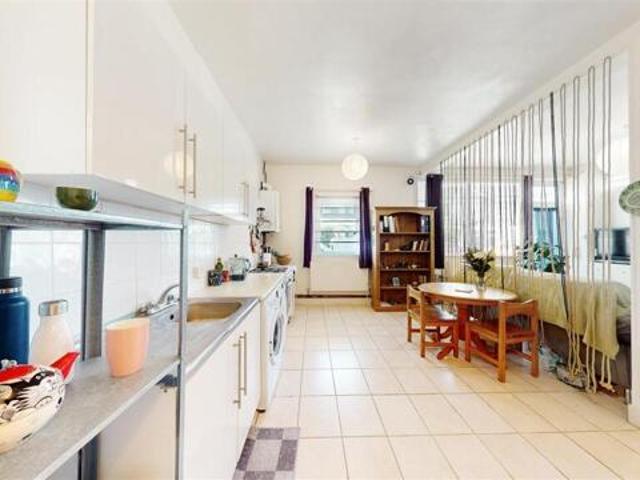 For Sale 2 Bedroom Shared Living/roommate Londres Great London DLS100023792
