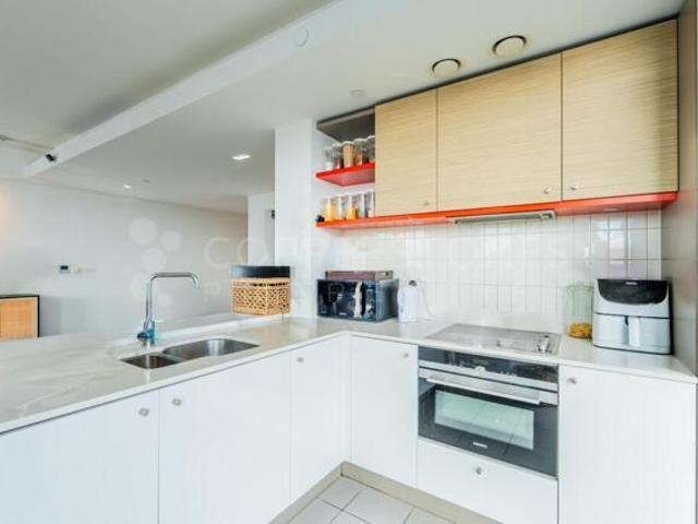 For Sale 2 Bedroom Shared Living/roommate Londres Great London DLS101200115