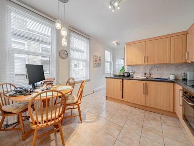 For Sale 2 Bedroom Shared Living/roommate Londres Greater London DLS100733820