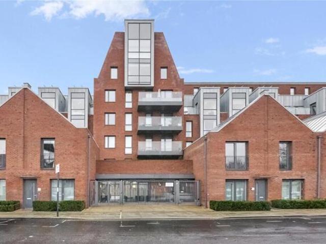 For Sale 2 Bedroom Shared Living/roommate Londres Greater London DLS100917666