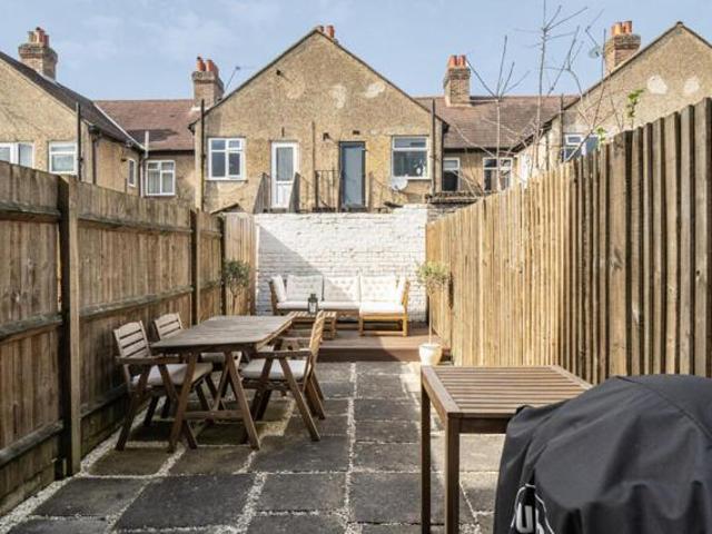 For Sale 2 Bedroom Shared Living/roommate Londres Greater London DLS101379245