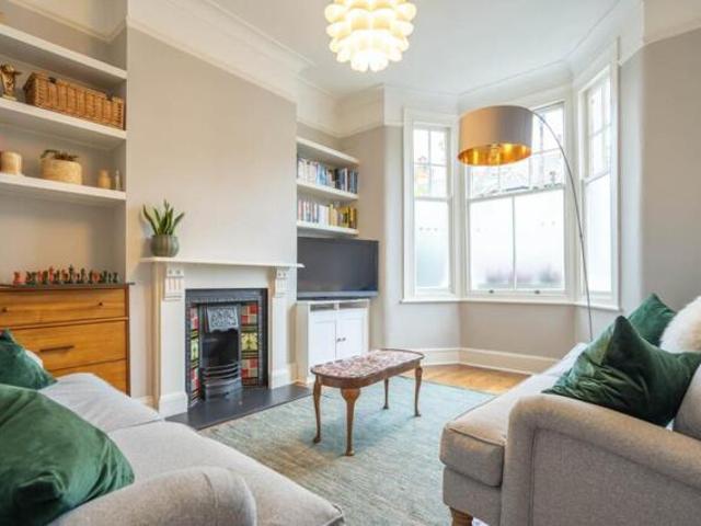 For Sale 2 Bedroom Shared Living/roommate Londres Greater London DLS101677304