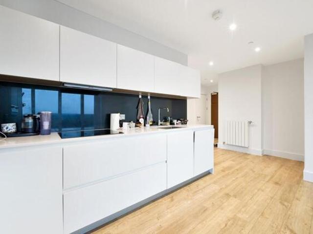 For Sale 2 Bedroom Shared Living/roommate Londres Greater London DLS101856012