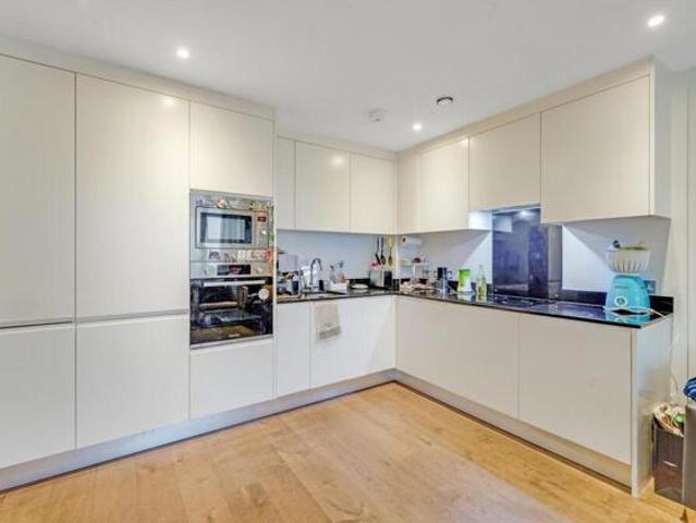 For Sale 2 Bedroom Shared Living/roommate Londres Greater London DLS99523718