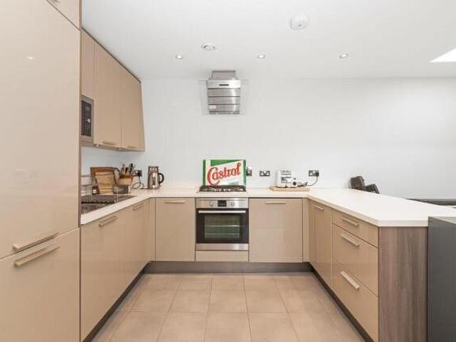 For Sale 2 Bedroom Shared Living/roommate Londres Greater London DS98969330