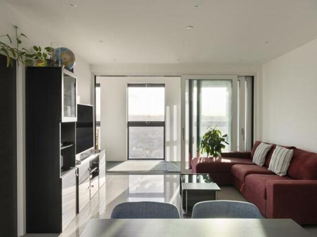 For Sale 2 Bedroom Shared Living/roommate Londres Greater London DS100456744