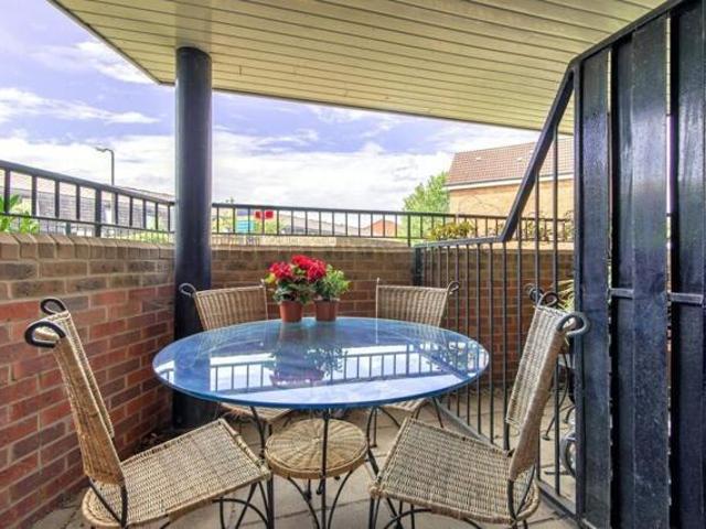 For Sale 2 Bedroom Shared Living/roommate Londres Greater London DS100456856