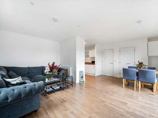 For Sale 2 Bedroom Shared Living/roommate Londres Greater London DS100615245