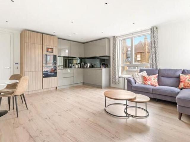 For Sale 2 Bedroom Shared Living/roommate Londres Greater London DS100023754