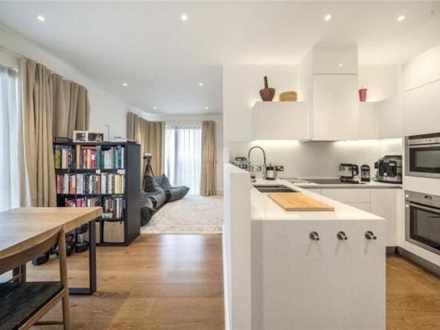 For Sale 2 Bedroom Shared Living/roommate Londres Greater London DS101677124
