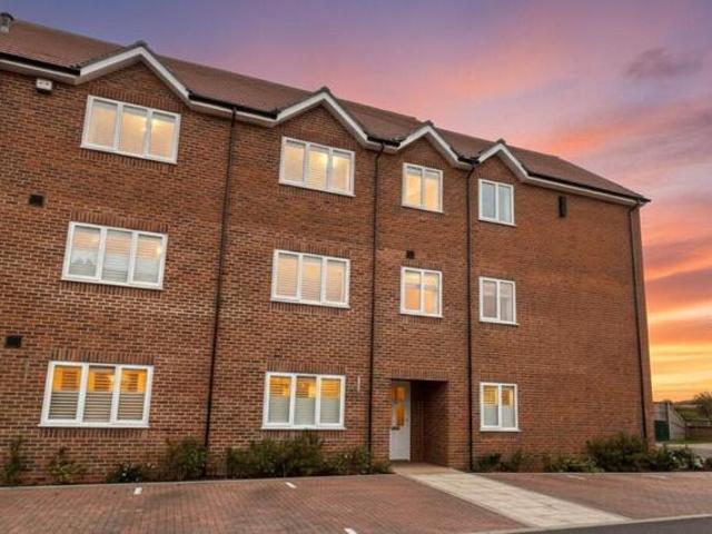 For Sale 2 Bedroom Shared Living/roommate Padworth West Berkshire DS100733684