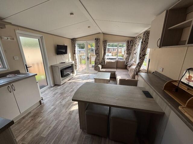 For Sale 2 Bedroom Shared Living/roommate Paignton Torbay DS100855164