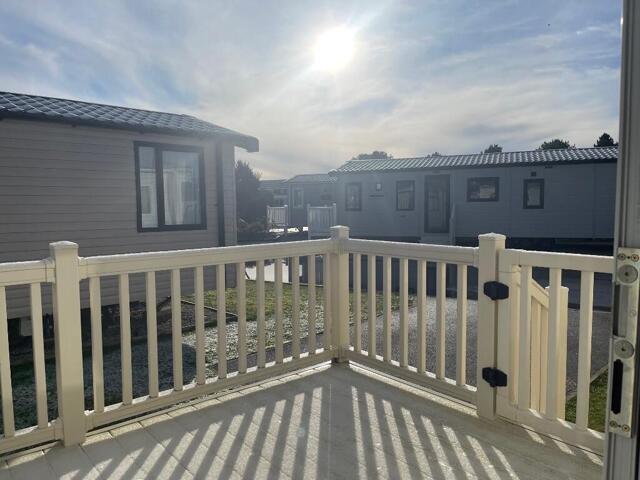 For Sale 2 Bedroom Shared Living/roommate Par Cornwall DS99895224