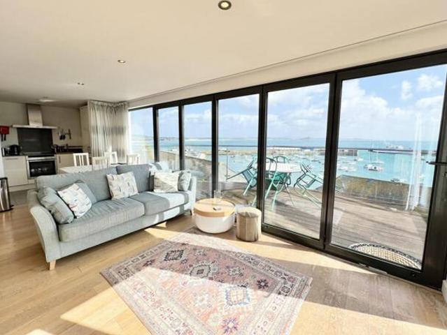 For Sale 2 Bedroom Shared Living/roommate Penzance Cornwall DS98434454