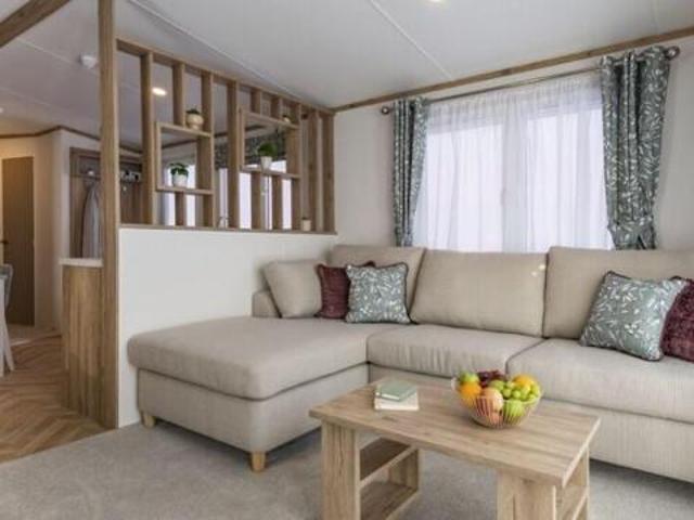 For Sale 2 Bedroom Shared Living/roommate Pershore Worcestershire DLS101677582
