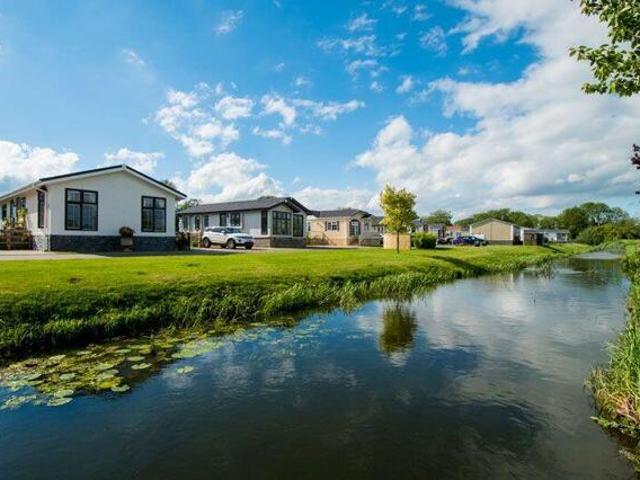 For Sale 2 Bedroom Shared Living/roommate Peterborough Northamptonshire DS99608230