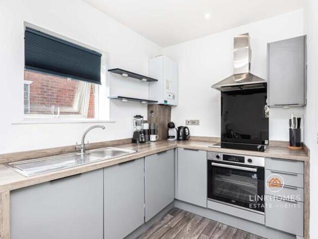For Sale 2 Bedroom Shared Living/roommate Poole Poole DLS98834864