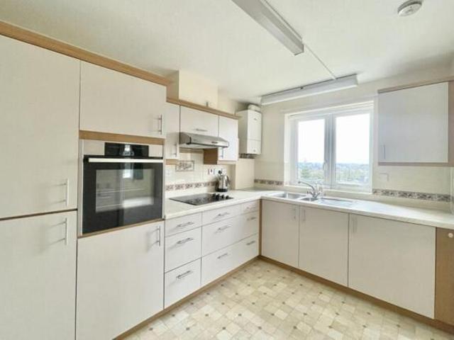 For Sale 2 Bedroom Shared Living/roommate Poole Poole DS100058084
