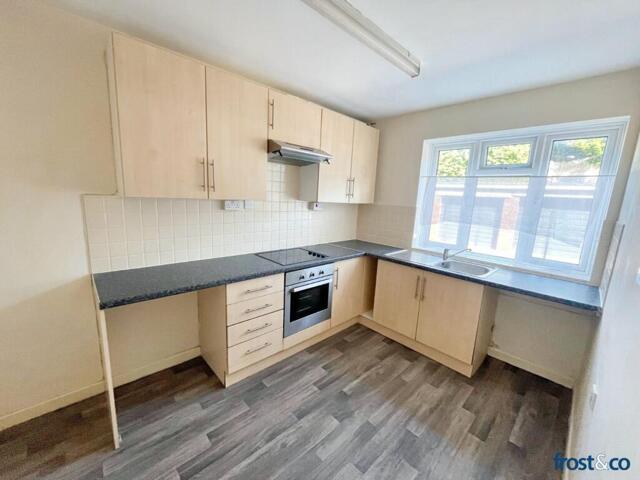 For Sale 2 Bedroom Shared Living/roommate Poole Poole DS101675250