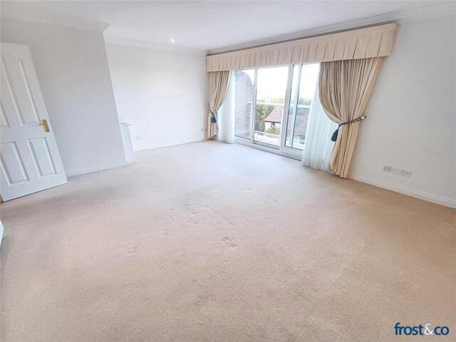 For Sale 2 Bedroom Shared Living/roommate Poole Poole DS99161604