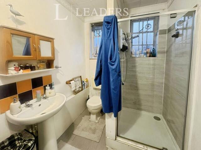 For Sale 2 Bedroom Shared Living/roommate Portsmouth Hampshire DS98834585