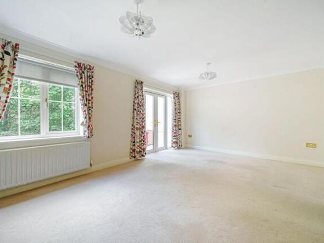 For Sale 2 Bedroom Shared Living/roommate Rugby Warwickshire DS100685390
