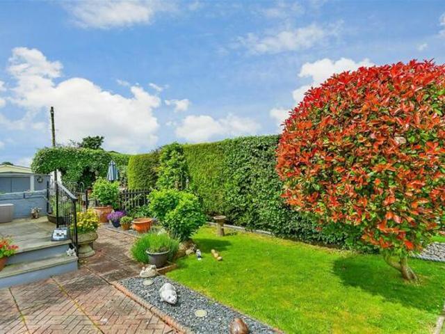 For Sale 2 Bedroom Shared Living/roommate Rainham Great London DS100096709