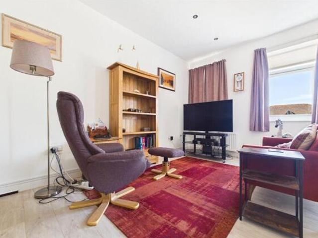 For Sale 2 Bedroom Shared Living/roommate Reading Reading DS101931698