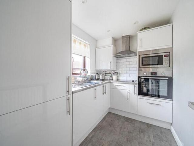 For Sale 2 Bedroom Shared Living/roommate Redditch Worcestershire DS99895255