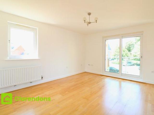 For Sale 2 Bedroom Shared Living/roommate Redhill Surrey DLS99161461