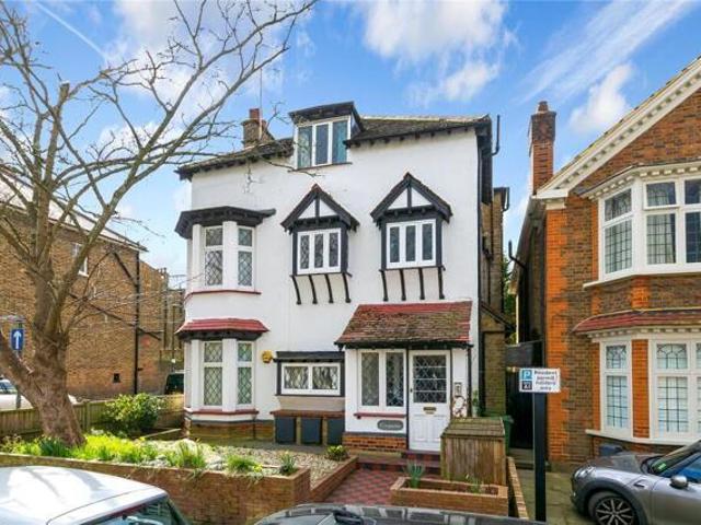 For Sale 2 Bedroom Shared Living/roommate Richmond Greater London DS99808705