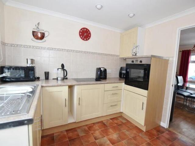 For Sale 2 Bedroom Shared Living/roommate Ringwood Hampshire DLS101675443