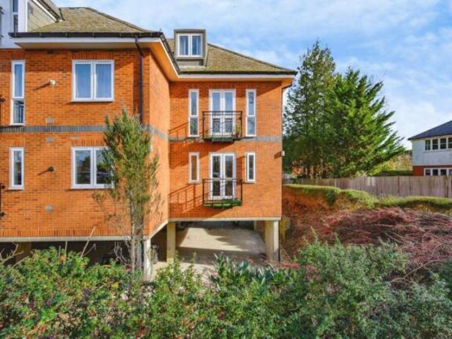 For Sale 2 Bedroom Shared Living/roommate St. Albans Hertfordshire DLS99735981