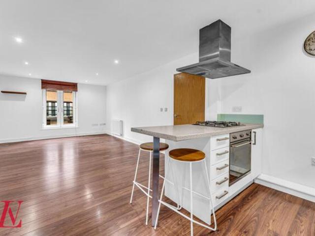 For Sale 2 Bedroom Shared Living/roommate Stansted Stansted DS101777611