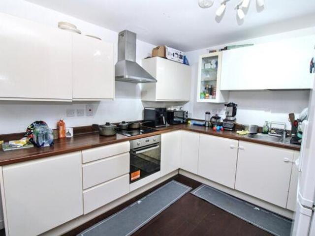 For Sale 2 Bedroom Shared Living/roommate Stevenage Hertfordshire DLS99237116