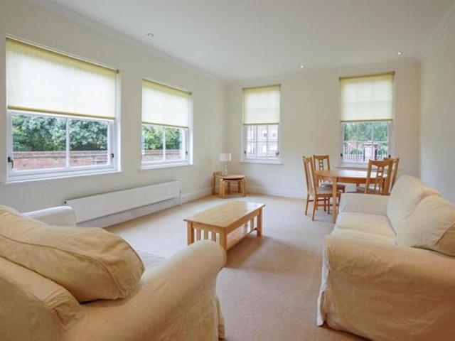 For Sale 2 Bedroom Shared Living/roommate Stratford Upon Avon Warwickshire DLS100502790