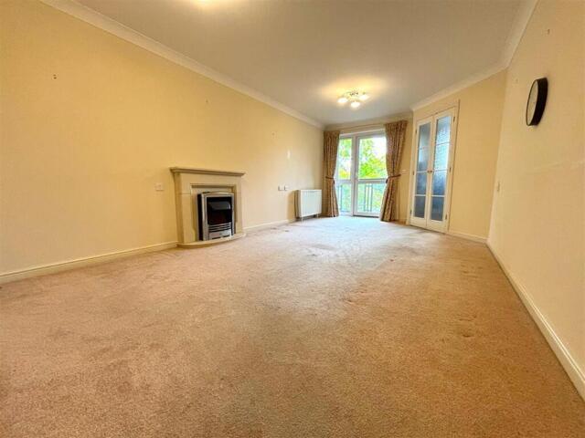 For Sale 2 Bedroom Shared Living/roommate Surrey Great London DLS101675850