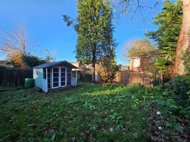 For Sale 2 Bedroom Shared Living/roommate Surrey Surrey DLS100456378