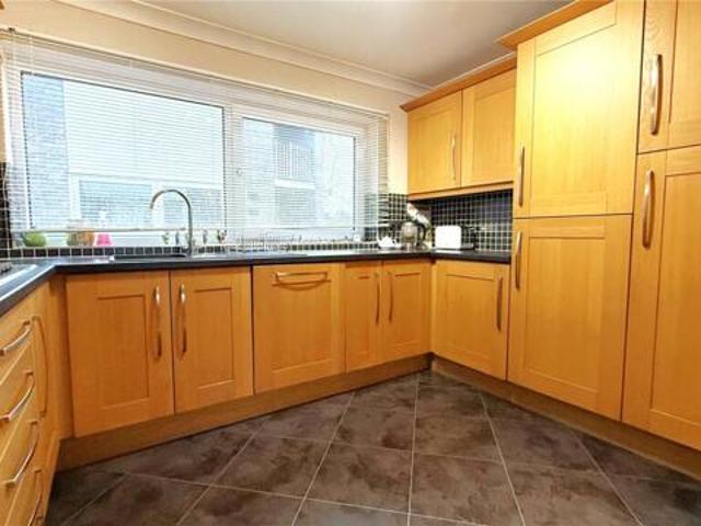 For Sale 2 Bedroom Shared Living/roommate Surrey Surrey DLS98864415